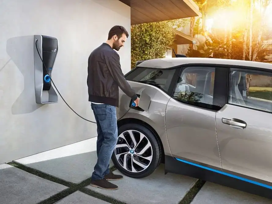 How much does it cost to charge an i3 at home store